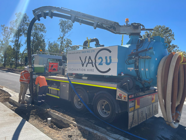 Drain Cleaning Services - Jet Rodding of Pipes and Drains | Vac2U